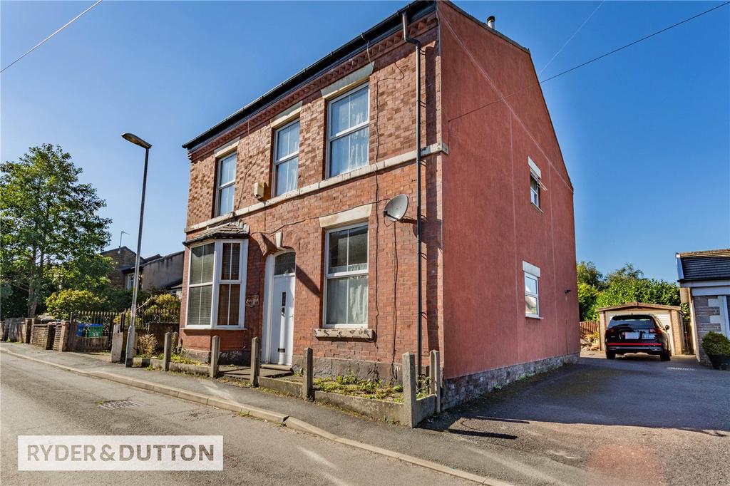 Partington Street, Castleton... 4 bed detached house for sale - £275,000