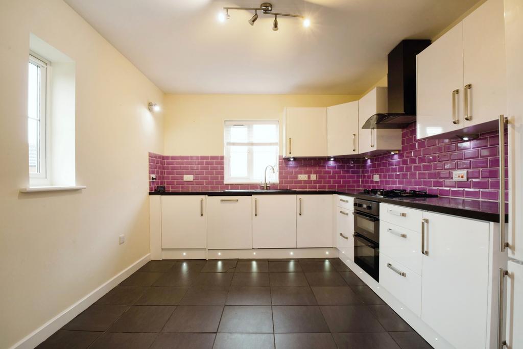 Ffordd Ty Unnos, Cardiff 2 bed apartment - £1,050 pcm (£242 pw)