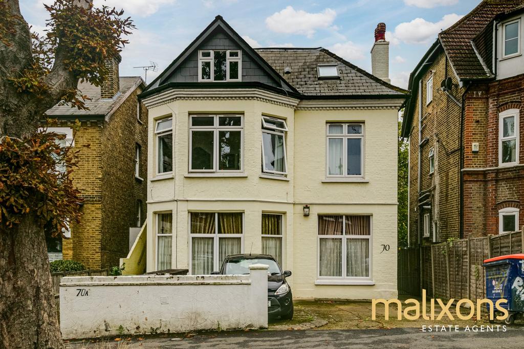 Palace Road, London SW2 1 bed apartment - £230,000