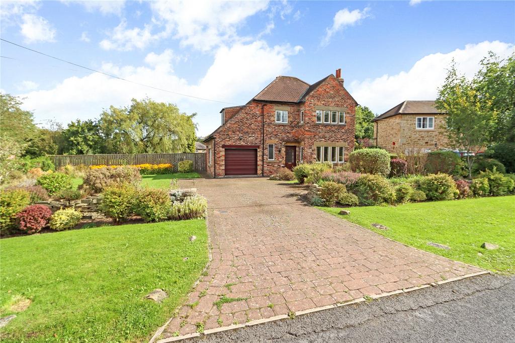 High Hamsterley Road, Rowlands Gill NE39 3 bed detached house - £450,000