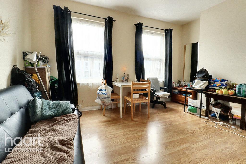Harvey Road, Leytonstone 1 bed flat for sale - £225,000