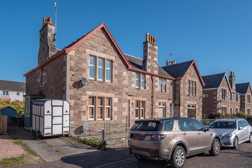 Muirton Place, Perth 3 bed ground floor flat - £169,950
