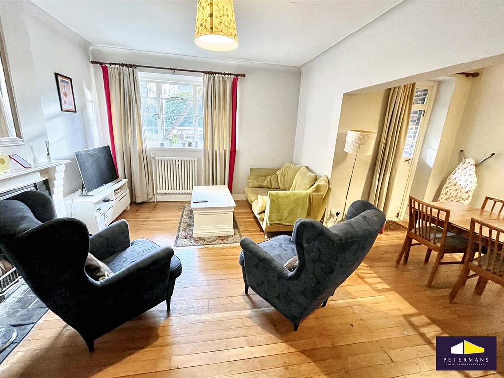 Dorchester Court, Herne Hill, London... 3 bed apartment - £2,350 pcm (£ ...