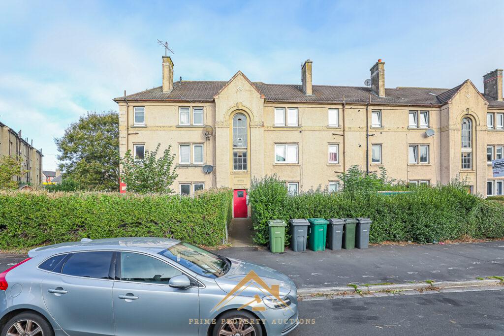 Restalrig Crescent flat1, Edinburgh EH7 2 bed flat - £135,000