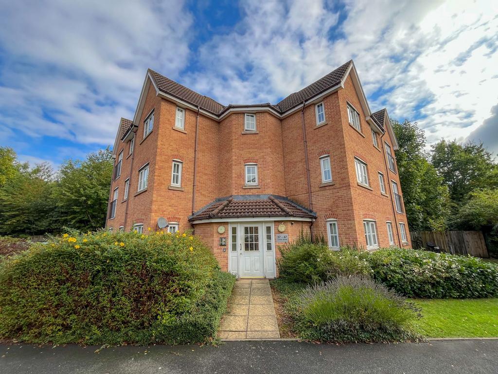 Laxton Grove, Solihull B91 2 bed apartment - £165,000
