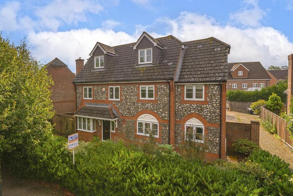 Discovery Drive, Kings Hill, ME19 4GA 5 bed detached house for sale - £ ...