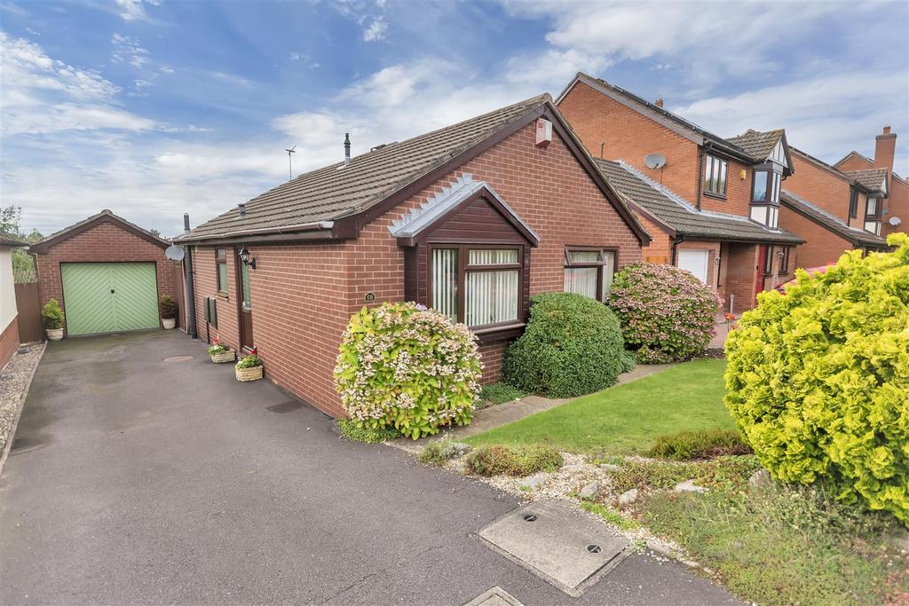 Falcons Way, Mytton Oak Farm, Shrewsbury 2 bed detached bungalow - £310,000