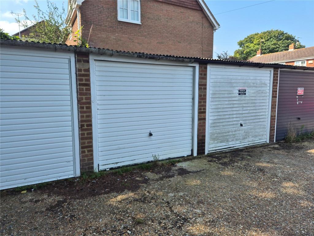Spring Close, East Sussex BN20 Property - £17,500