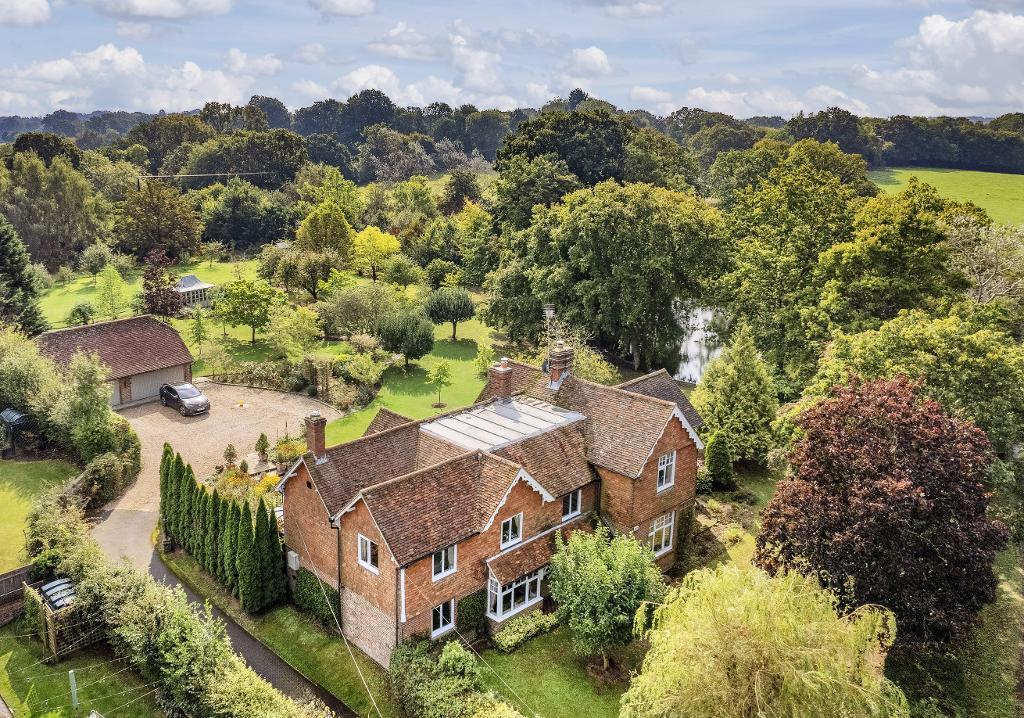 Fosten Lane, Biddenden, Kent, TN27 8EL 5 bed detached house for sale ...
