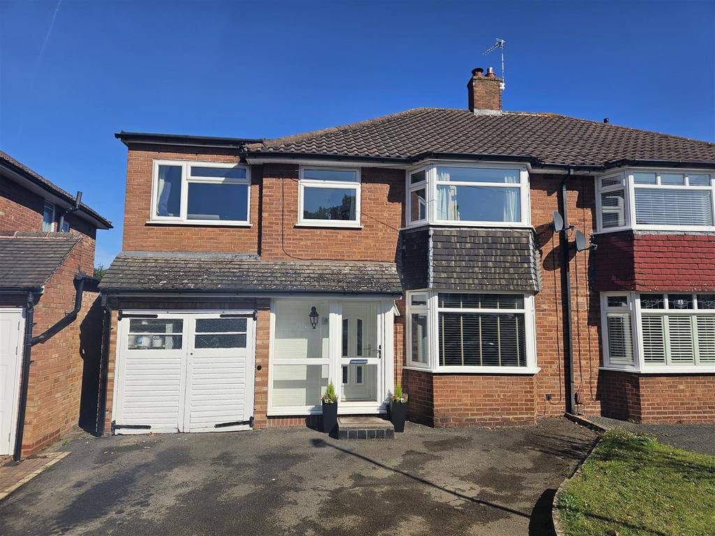 Henley Crescent, Solihull 4 bed semi-detached house - £450,000