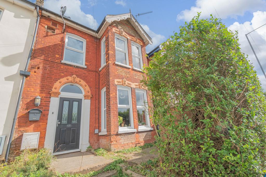 Margate Road, Ramsgate, CT12 3 bed terraced house for sale - £315,000