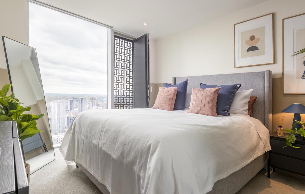at Cortland at Colliers Yard, 3703... 3 bed apartment - £2,900 pcm (£ ...