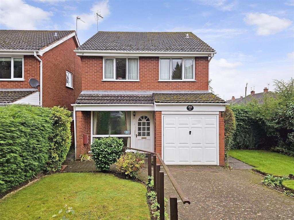 Windsor Crescent, Kinver, Stourbridge 3 bed detached house for sale - £ ...