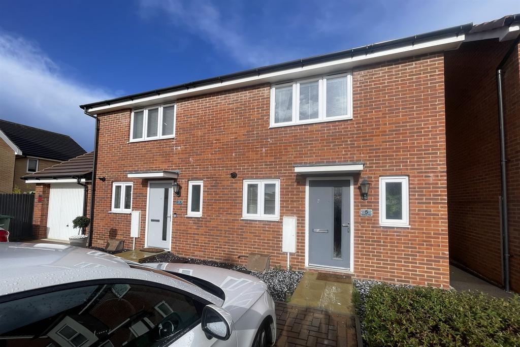 Littlhampton BN17 2 bed house - £1,350 pcm (£312 pw)