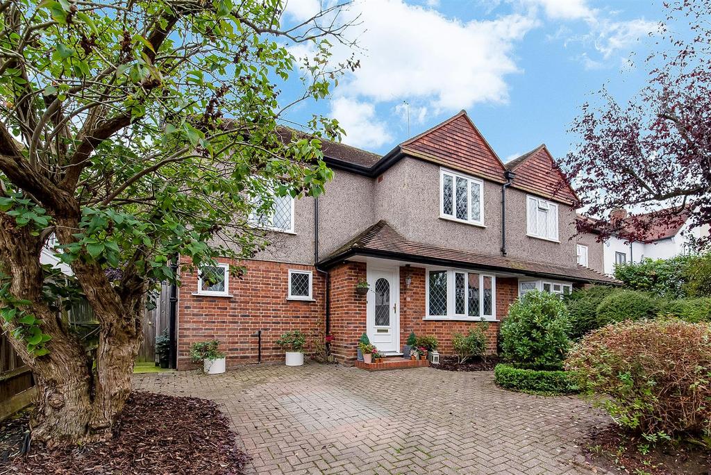 Mulgrave Road, Cheam, Sutton 3 bed semi-detached house - £700,000