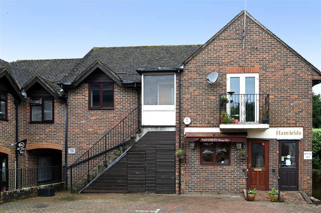 Brick Lane (Off Coopers Way), Henfield 2 bed flat - £250,000
