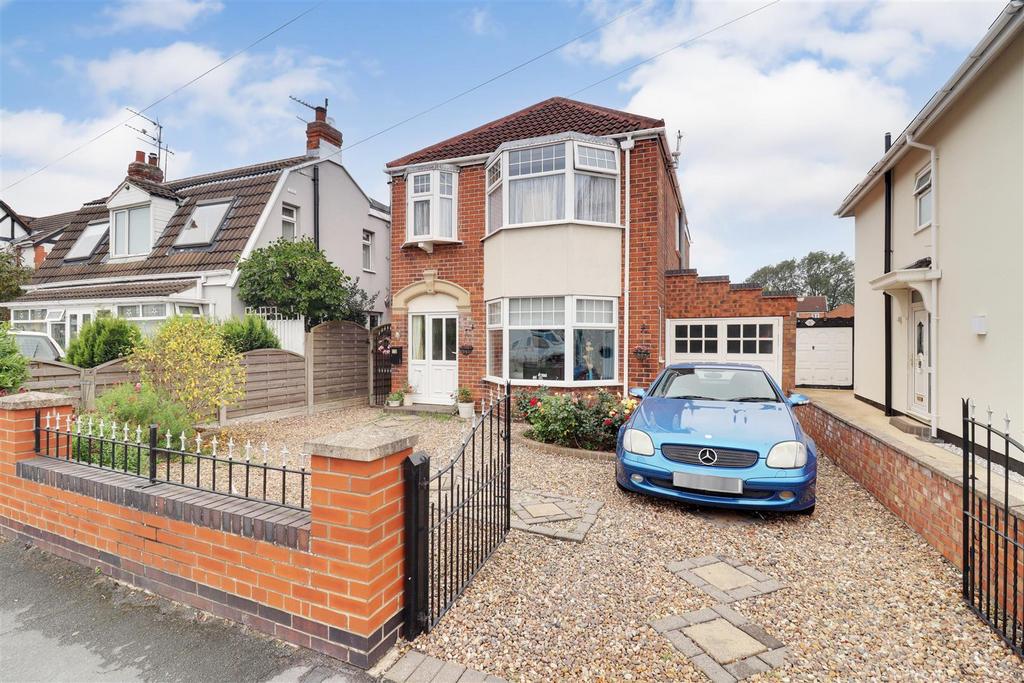 Boothferry Road, Hessle 4 bed detached house for sale - £300,000
