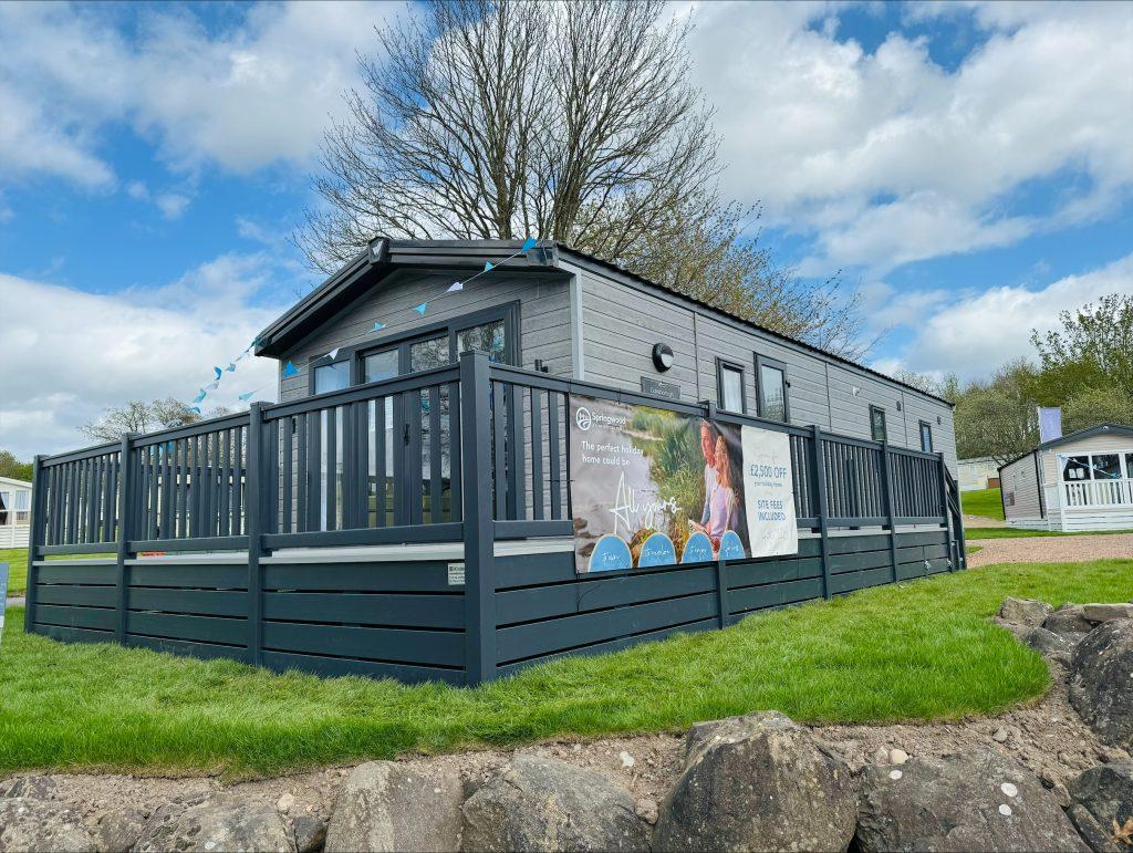 Springwood Holiday Park 2 bed park home for sale - £85,599