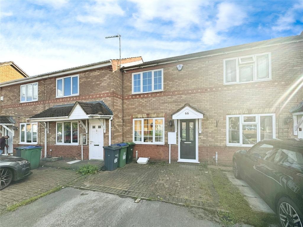 Steven Drive, West Midlands WV14 2 bed terraced house - £925 pcm (£213 pw)
