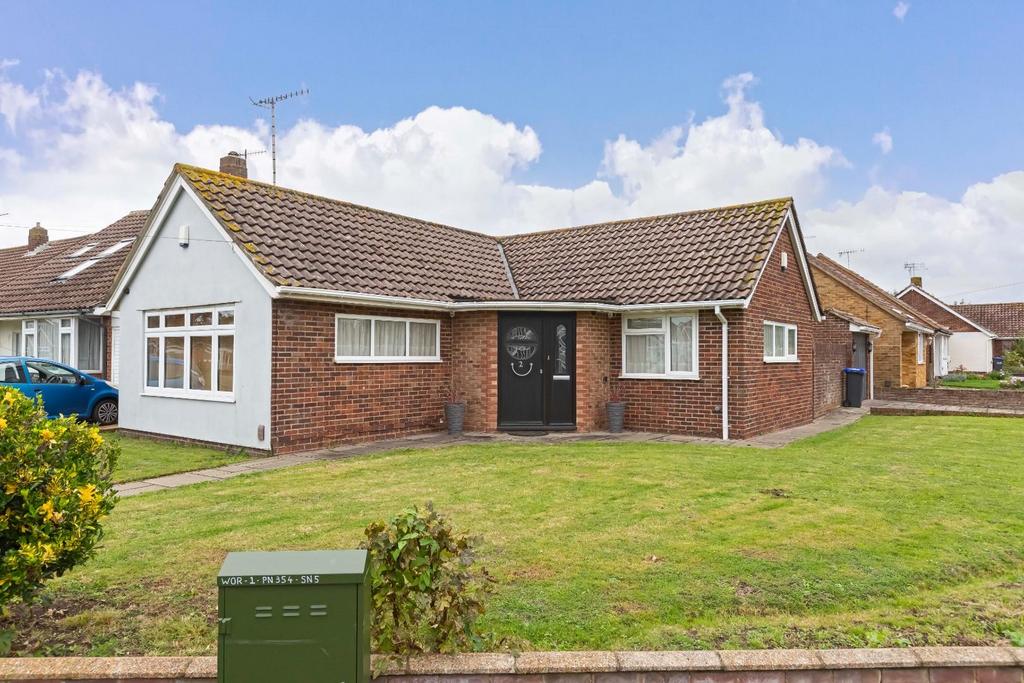 Carnforth Road, Sompting, Lancing 2 bed detached bungalow for sale - £ ...