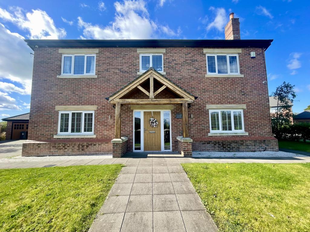 Tabley Lane, Preston PR4 5 bed detached house - £750,000