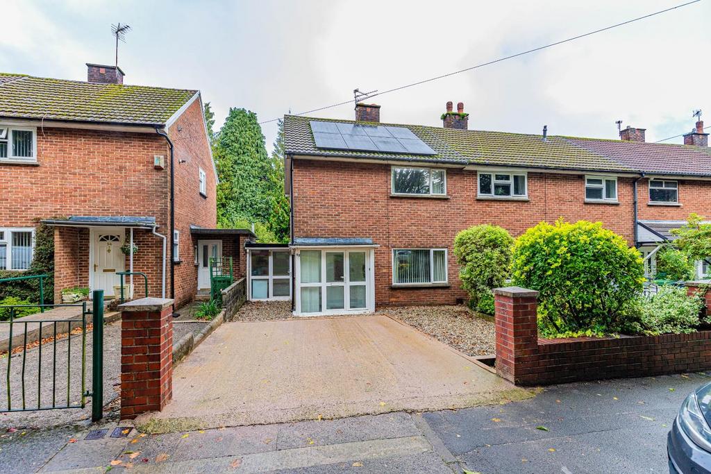 Johnston Road, Cardiff CF14 2 bed end of terrace house - £270,000