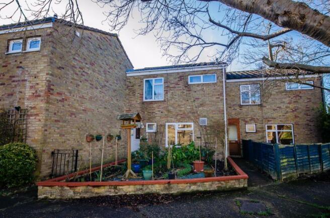 Teversham Drift, CB1 3 bed terraced house - £2,150 pcm (£496 pw)