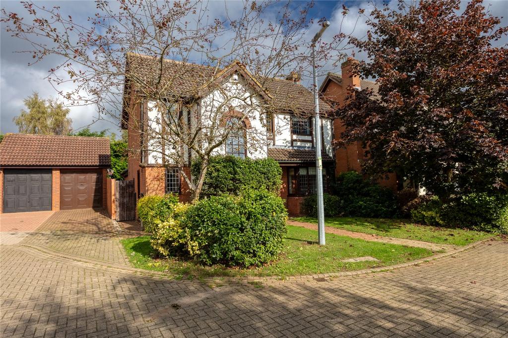 Holmfield Close, Toddington... 4 bed detached house - £500,000