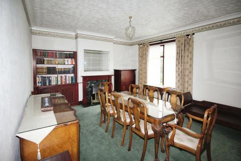 Auction Properties For Sale In Leeds | OnTheMarket