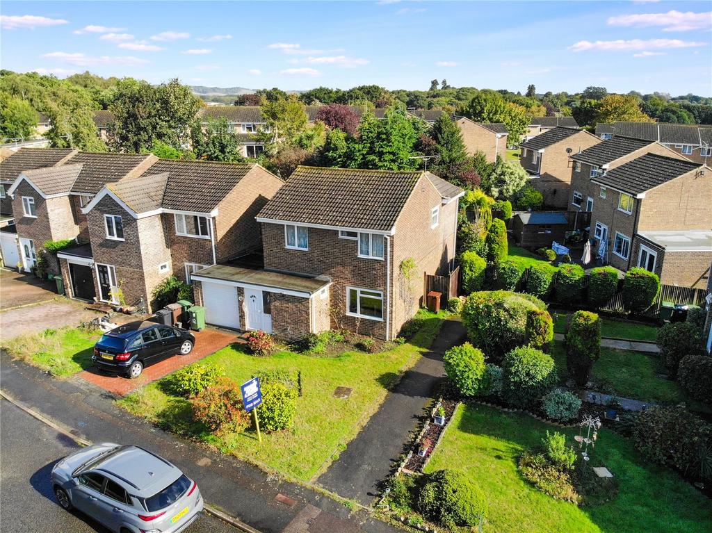 Littlebourne Road, Maidstone, Kent, ME14 4 bed link detached house - £ ...