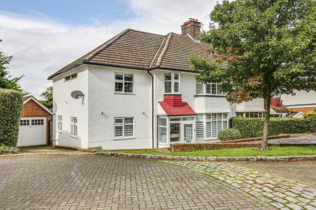 Briton Close, Sanderstead, South... 4 bed semi-detached house - £830,000