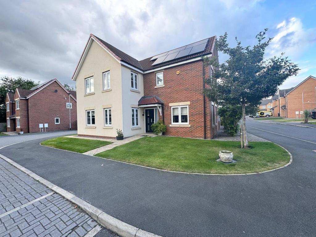 Rushyford Drive, Ferryhill DL17 4 bed detached house - £250,000