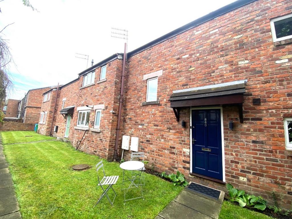 Burnage Lane, Burnage 2 bed flat for sale - £195,000