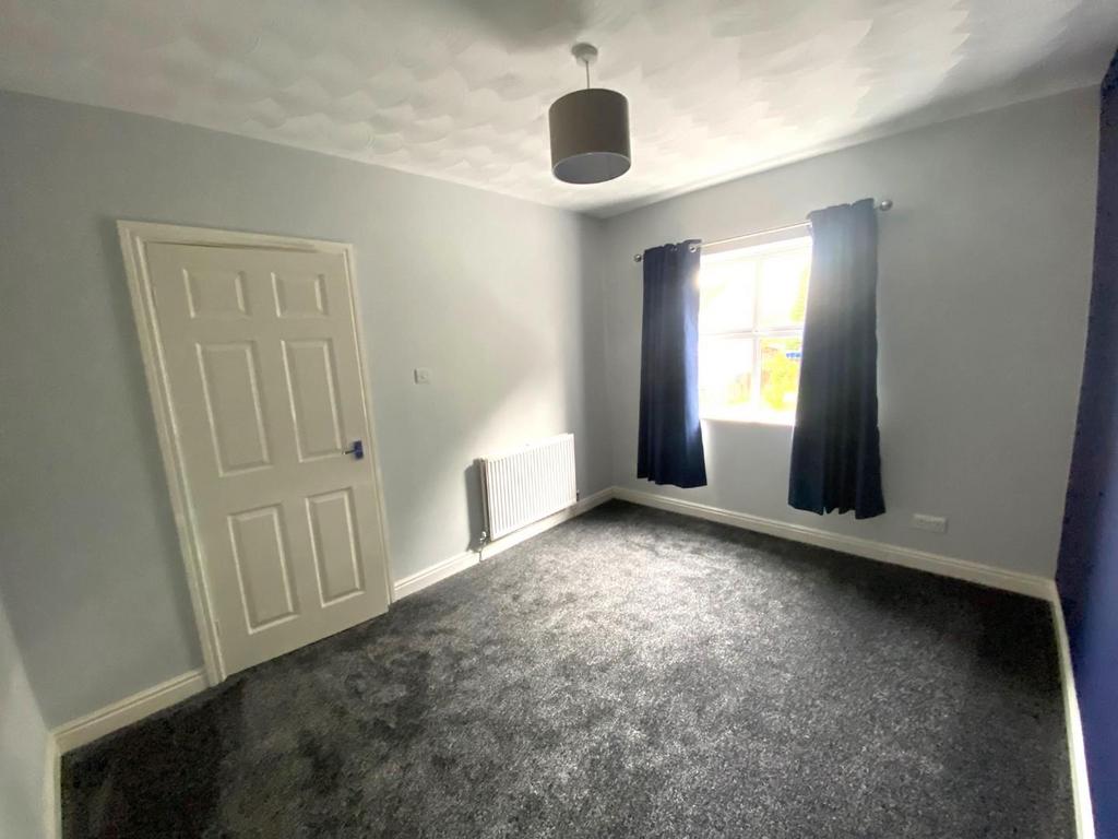 Burnage Lane, Burnage 2 bed flat for sale - £195,000