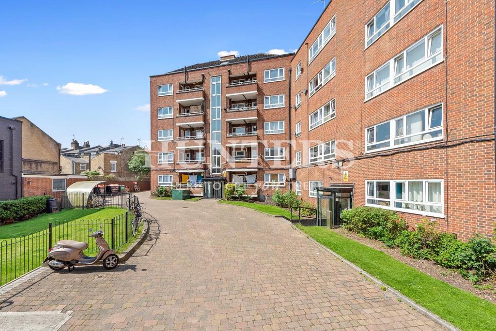Denman House, London, N16 1 bed flat - £1,695 pcm (£391 pw)