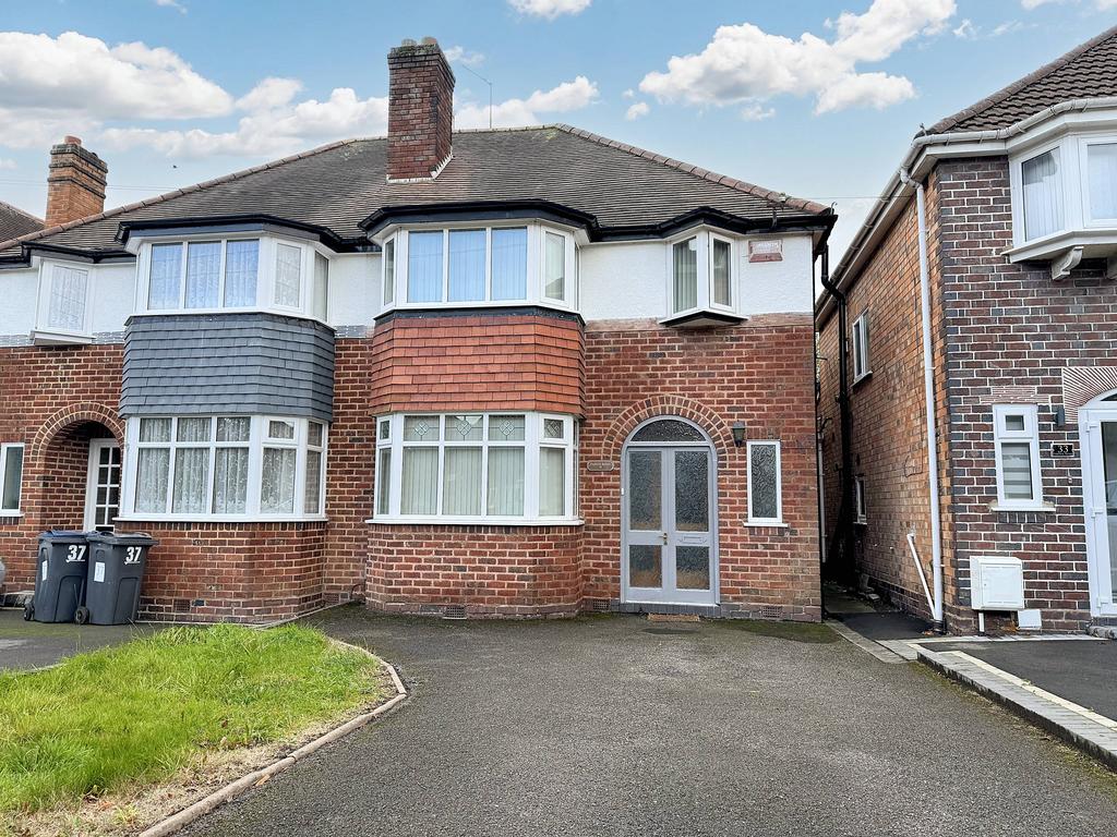 Farnol Road, Birmingham B26 3 bed semi-detached house - £1,500 pcm (£ ...