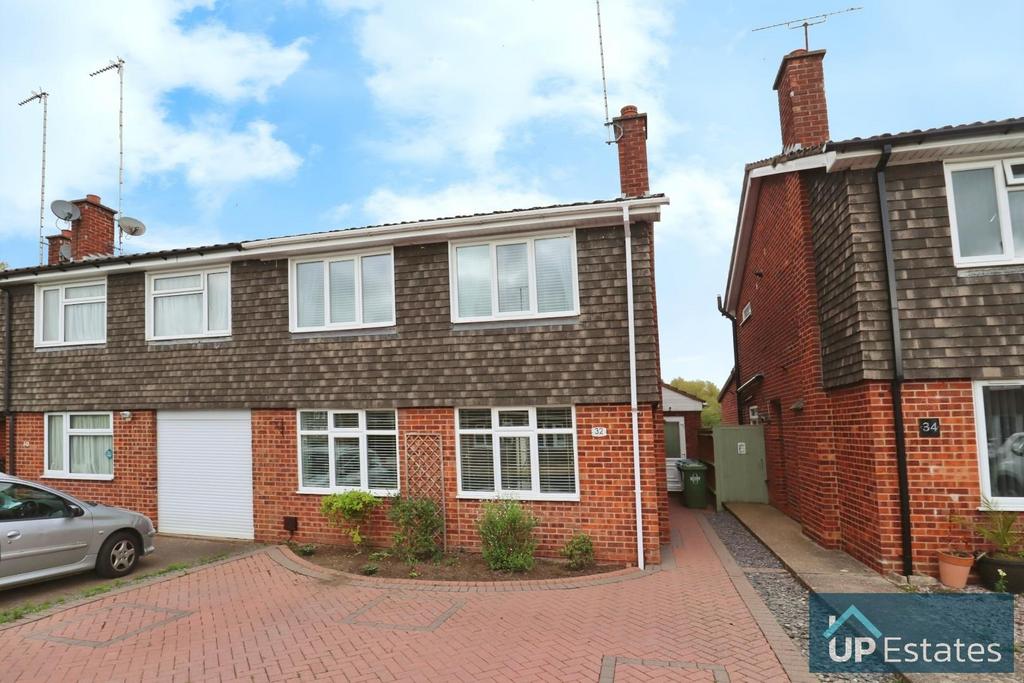 Hawthorne Close, Wolston 3 bed semi-detached house - £385,000
