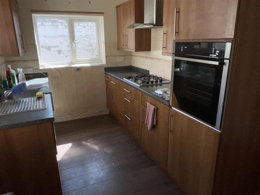 Danesmead Terrace, Margate, Kent 2 bed terraced house - £230,000