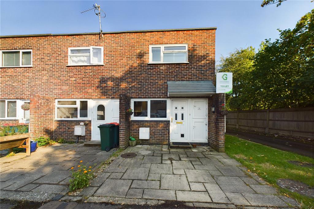 Redwood Close, Northgate, Crawley... 2 bed end of terrace house - £ ...