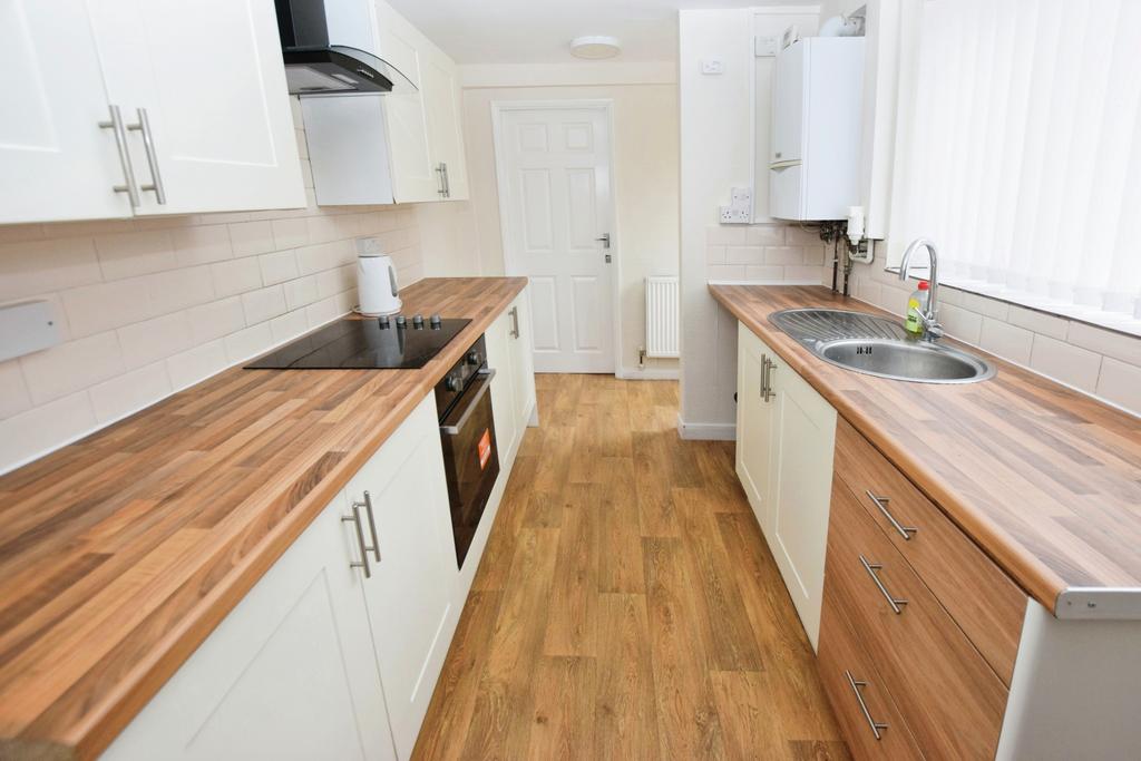 Woods Terrace, Gainsborough DN21 3 bed terraced house - £700 pcm (£162 pw)