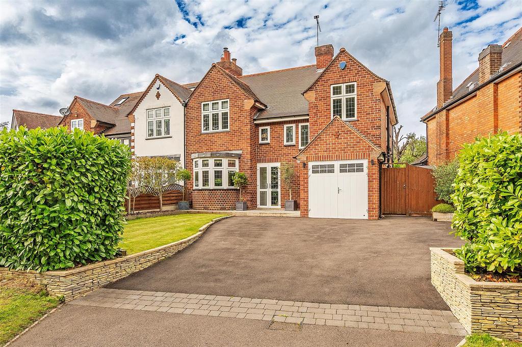 Marsh Lane, Solihull 4 bed semi-detached house - £650,000