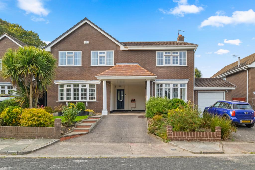Monks Way, Liverpool, L25 5 bed detached house for sale - £675,000