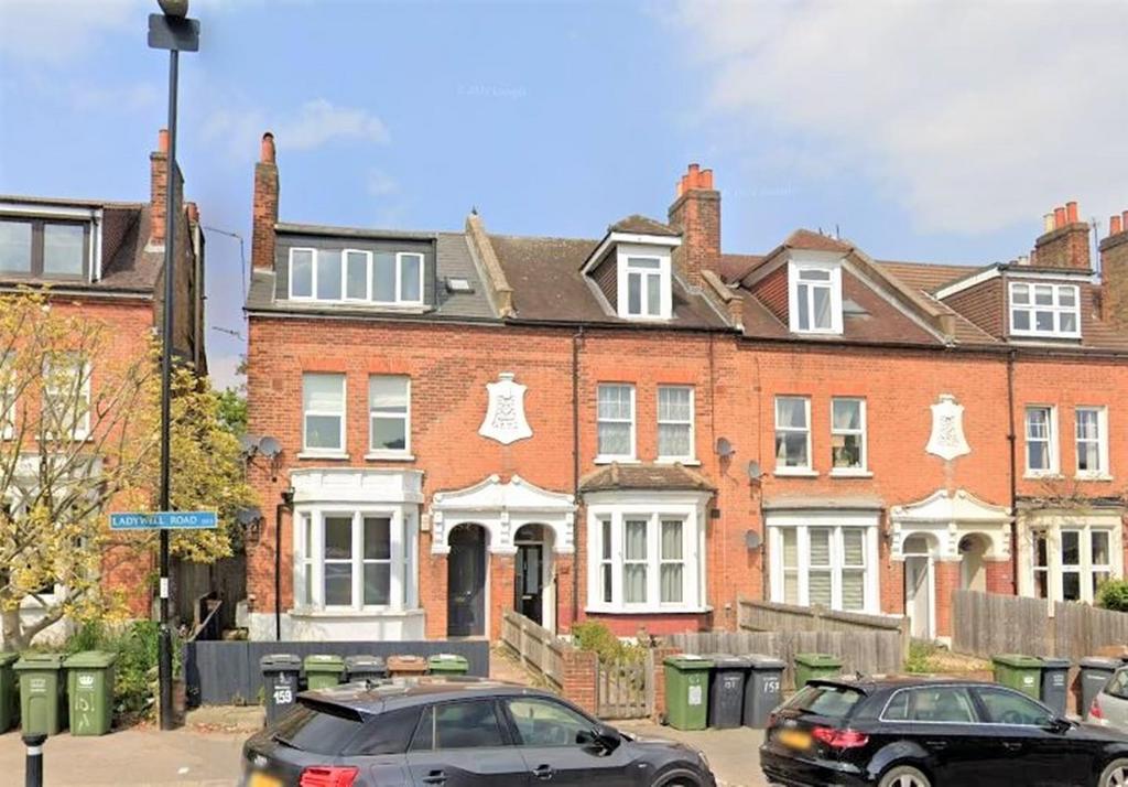 Ladywell Road, Ladywell, SE13 2 bed apartment - £400,000