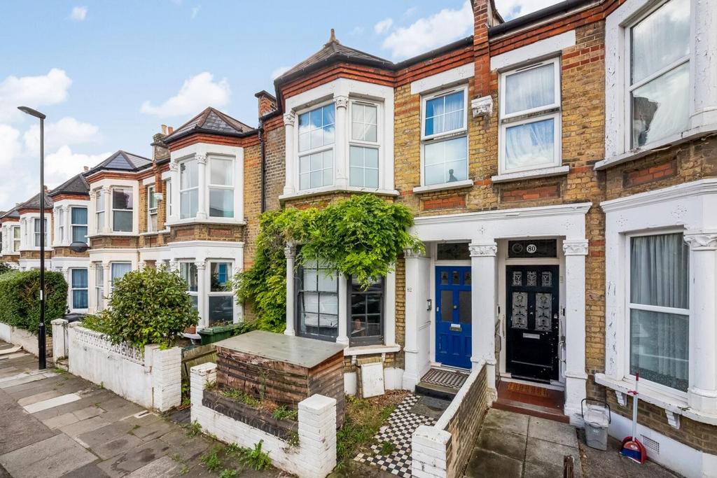 Aspinall Road, Brockley, SE4 2 bed apartment - £475,000