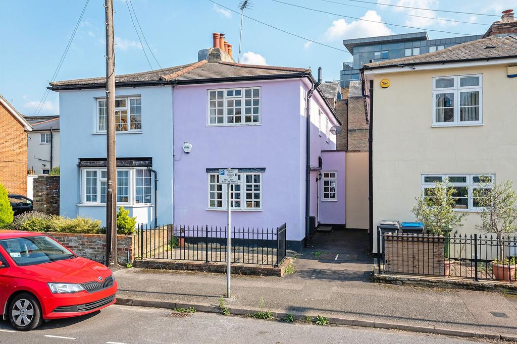 Cottage Grove, Surbiton KT6 3 bed semi-detached house - £875,000