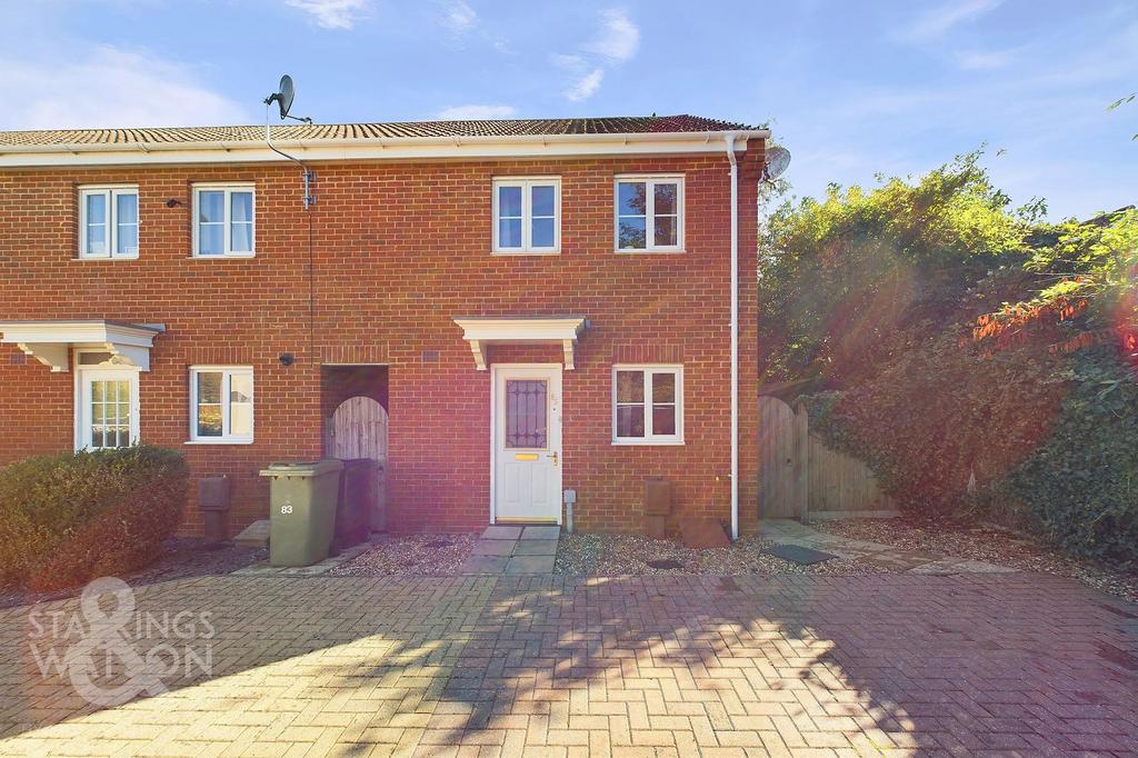 Ensign Way, Diss 2 bed end of terrace house - £210,000