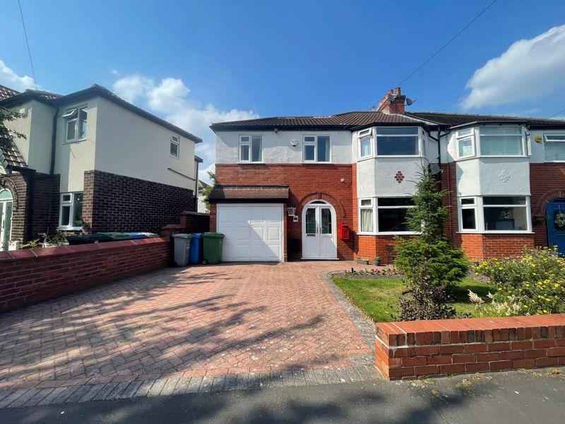 West Vale Road, Altrincham WA15 3 bed semi-detached house for sale - £ ...
