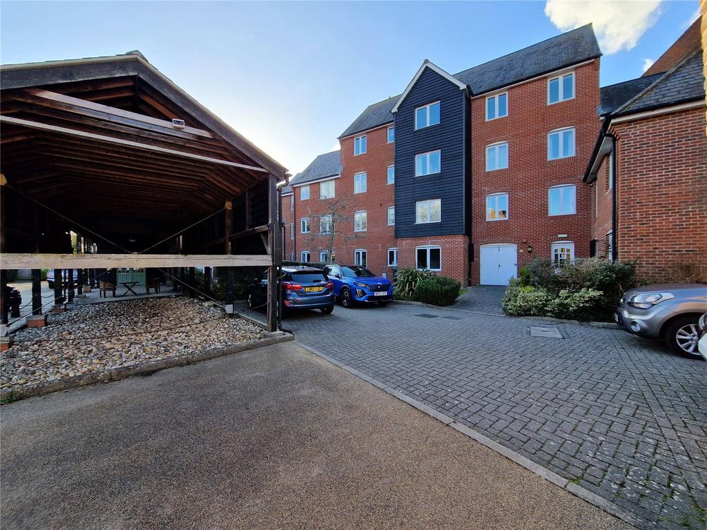 Springwell, Havant, Hampshire, PO9 1 bed apartment for sale - £130,000