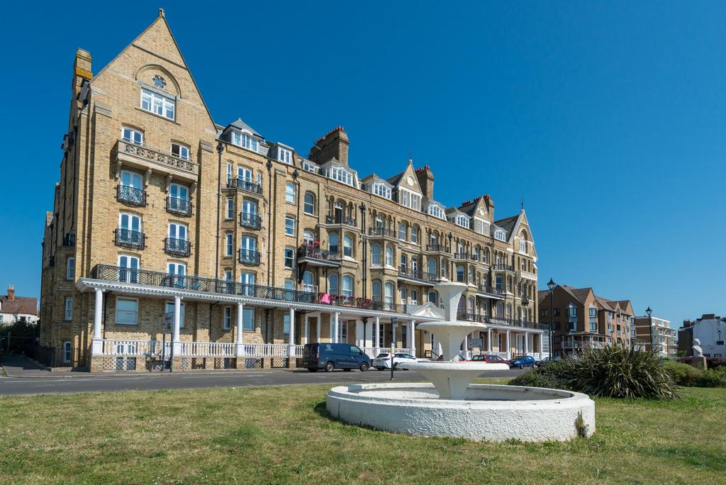 D'este Road, Ramsgate, CT11 2 bed apartment - £1,095 pcm (£253 pw)