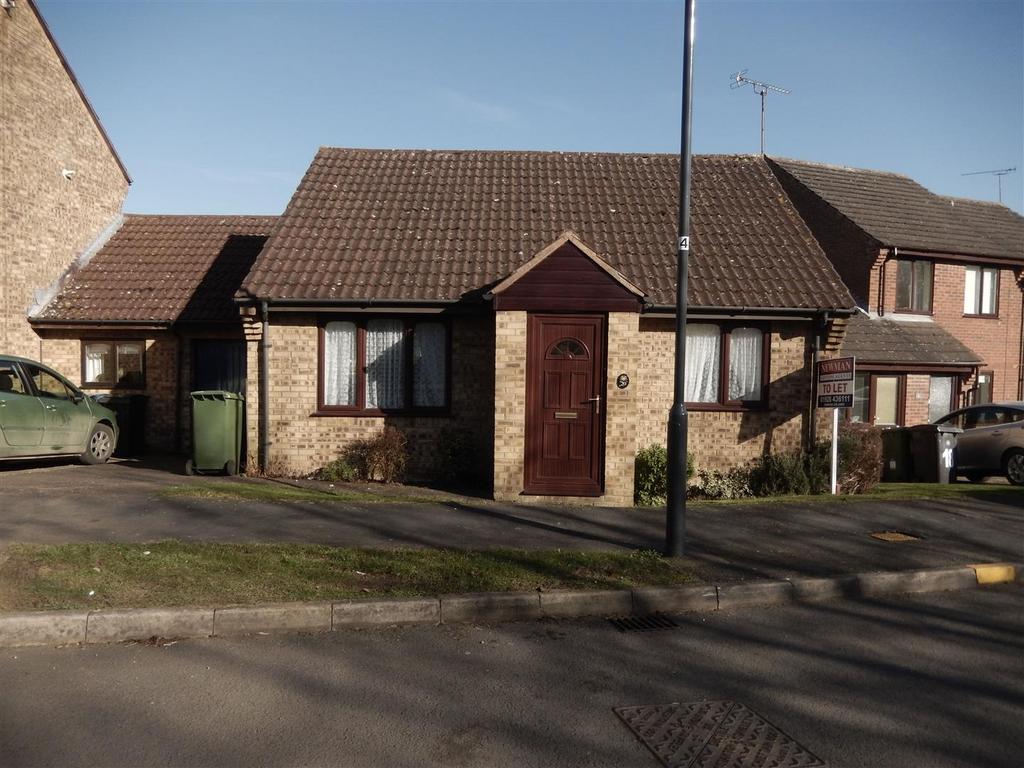 Rupert Kettle Drive, Bishops Itchington 2 bed detached house - £995 pcm ...